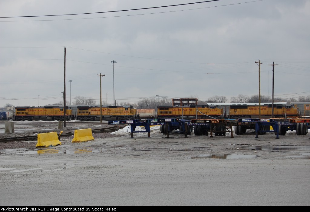 UP 9163, 9217, 9609 & 4611